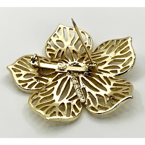 Gerry’s | Jewelry | Signed Gerrys Vintage Gold Tone Flower Brooch Pin ...